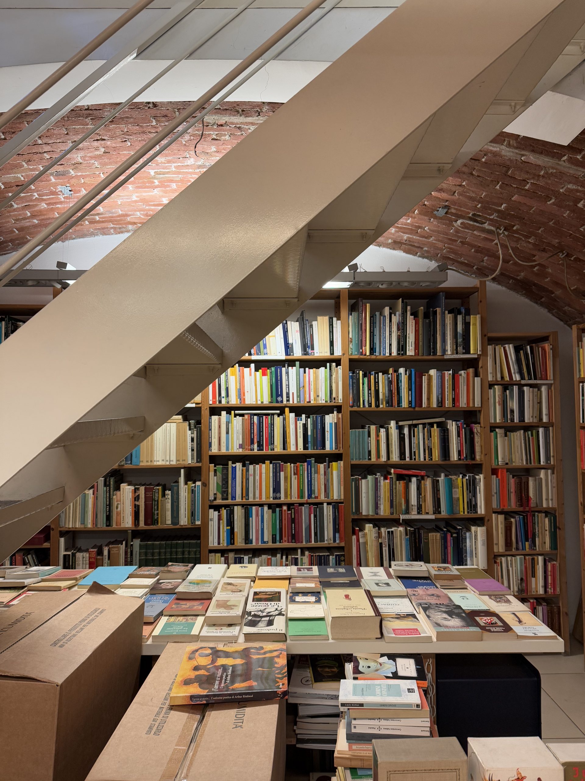 milano-da-leggere-le-librerie-indipendenti-pi-belle-della-citt-l